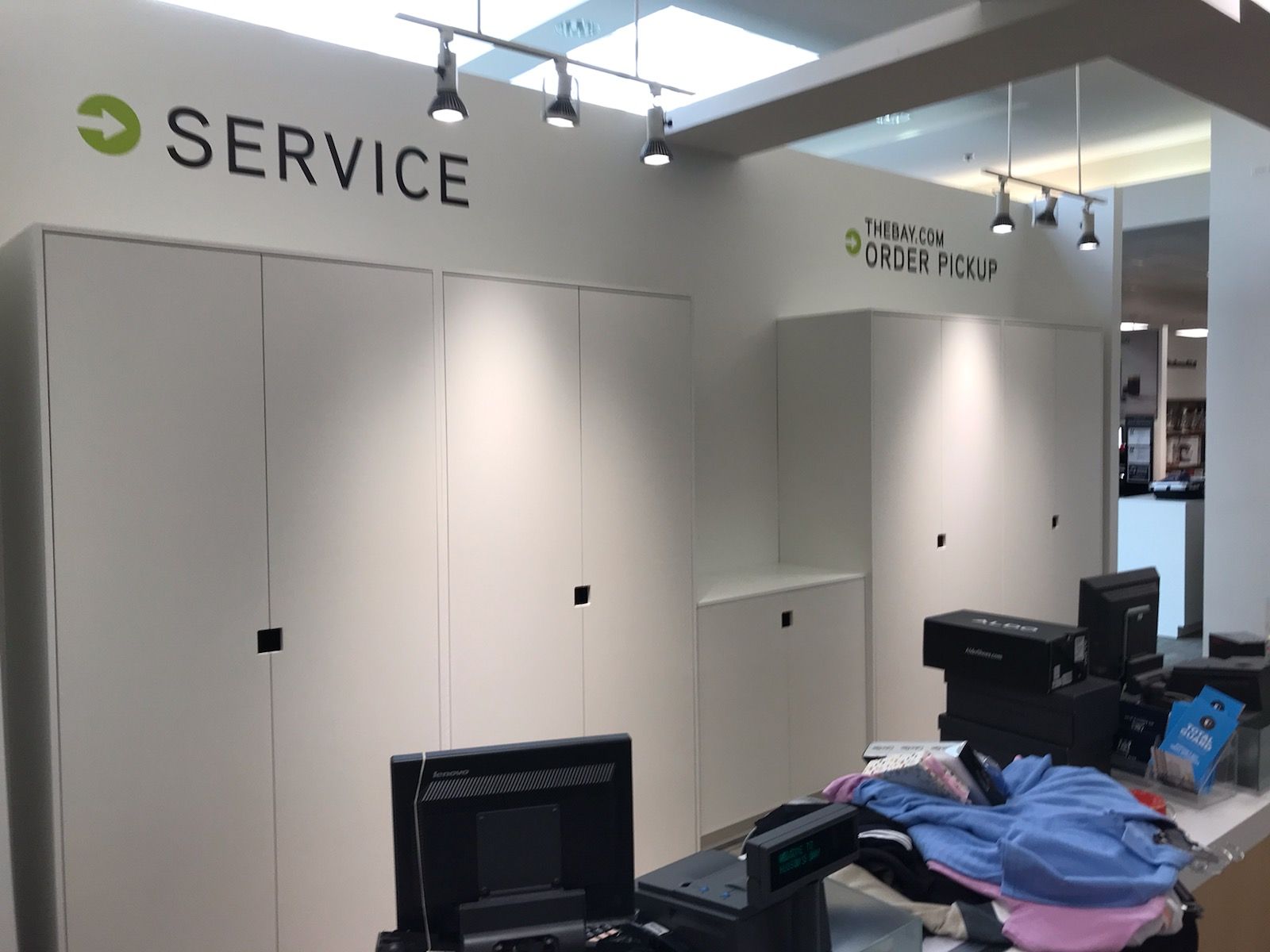 Specialty Displays | McCowan Store Fixtures