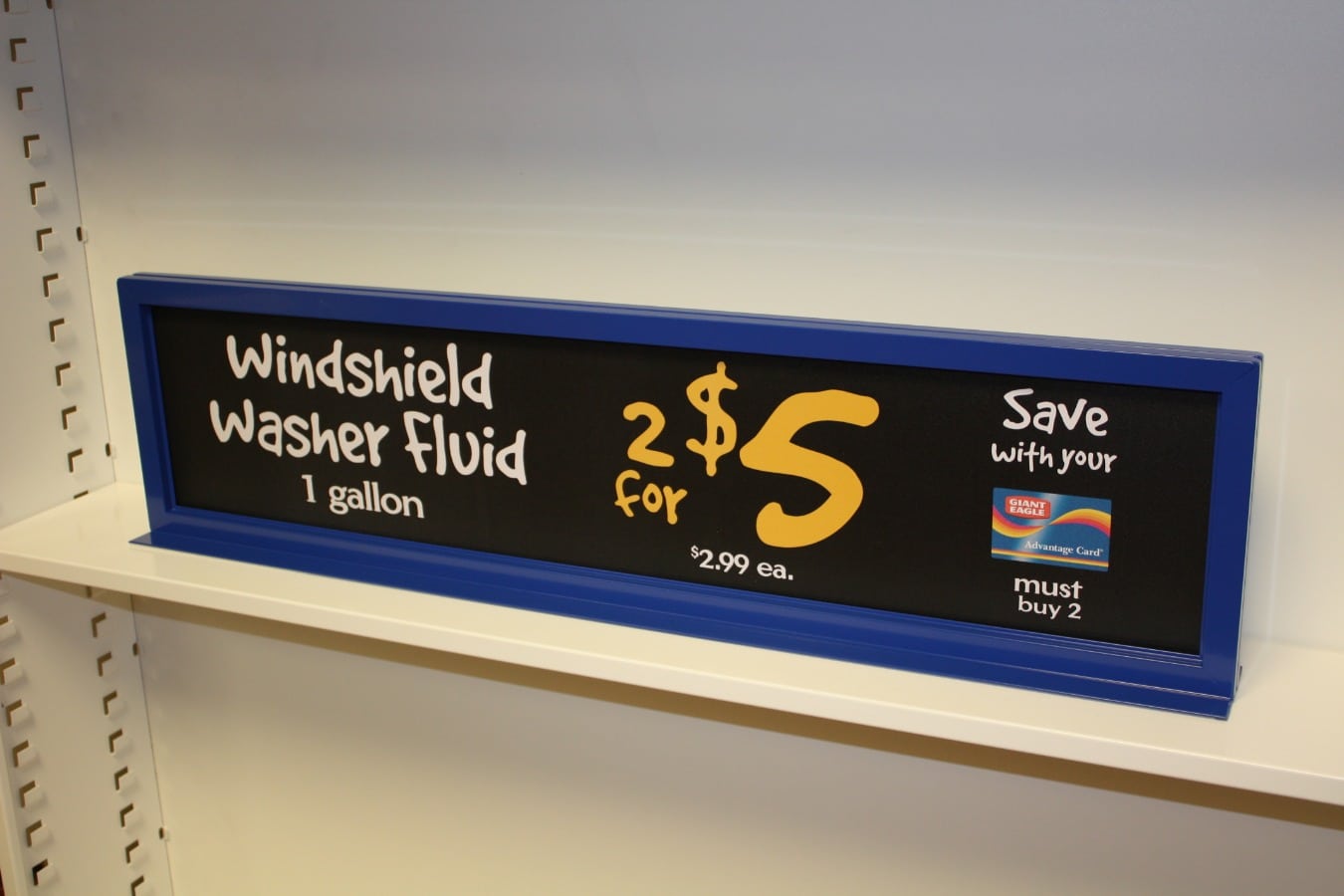 Exterior Signage | McCowan Store Fixtures