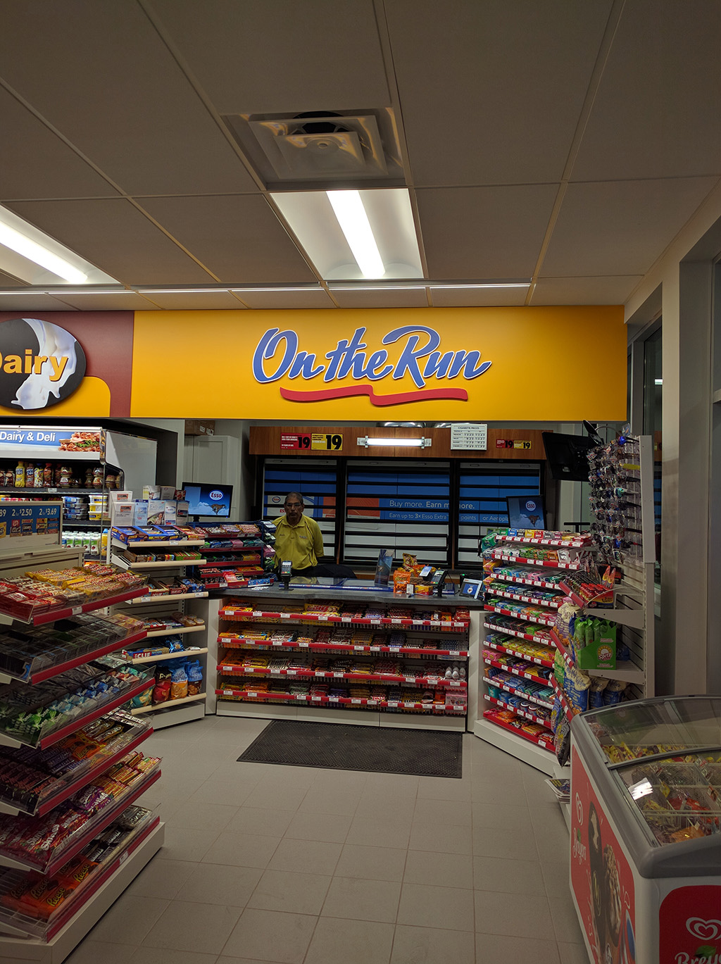 Specialty Displays | McCowan Store Fixtures